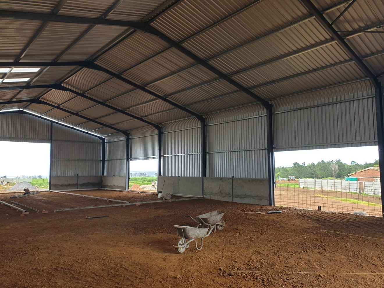 Steel structure for Red Barn Farm - Van Gent Steel