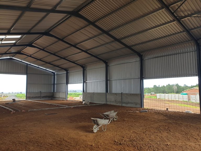 Steel structure for Red Barn Farm - Van Gent Steel